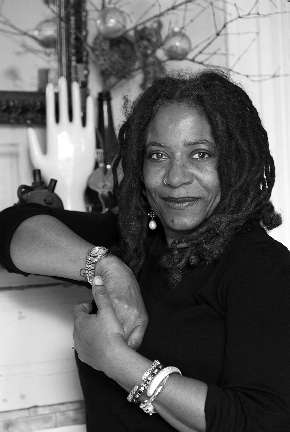 Q&A with Artist and Curator Renée Stout - IA&A at Hillyer